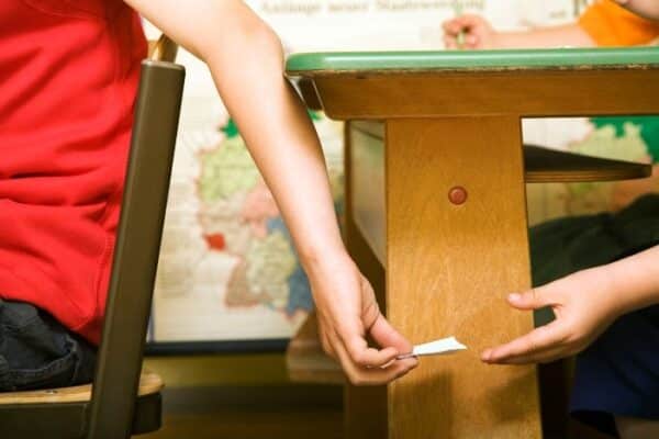 Simple Ways to Curb Tattling - Ice Cream n Sticky Fingers